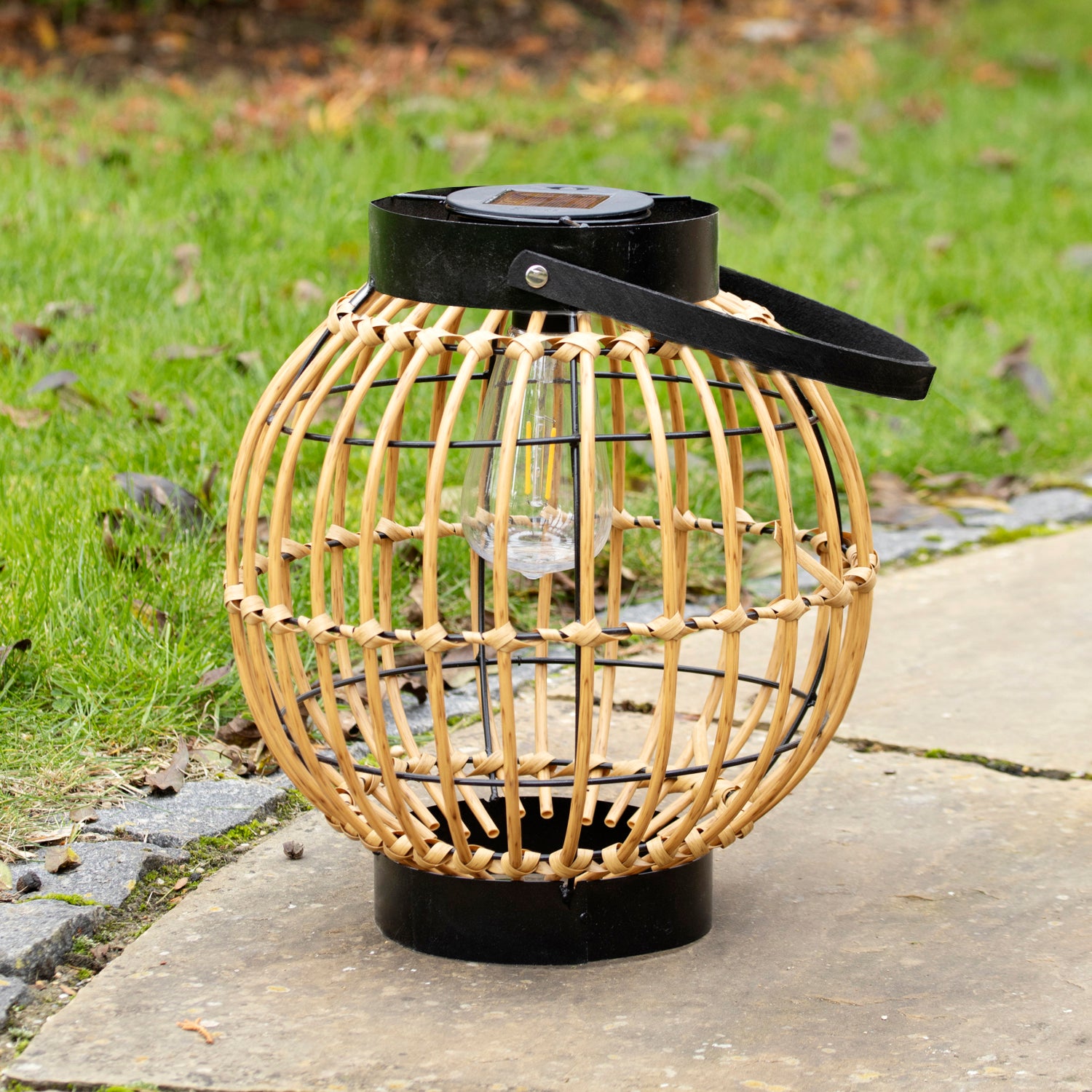 Darthome Round Metal & Rattan Style Solar Lantern 24x30x24cm