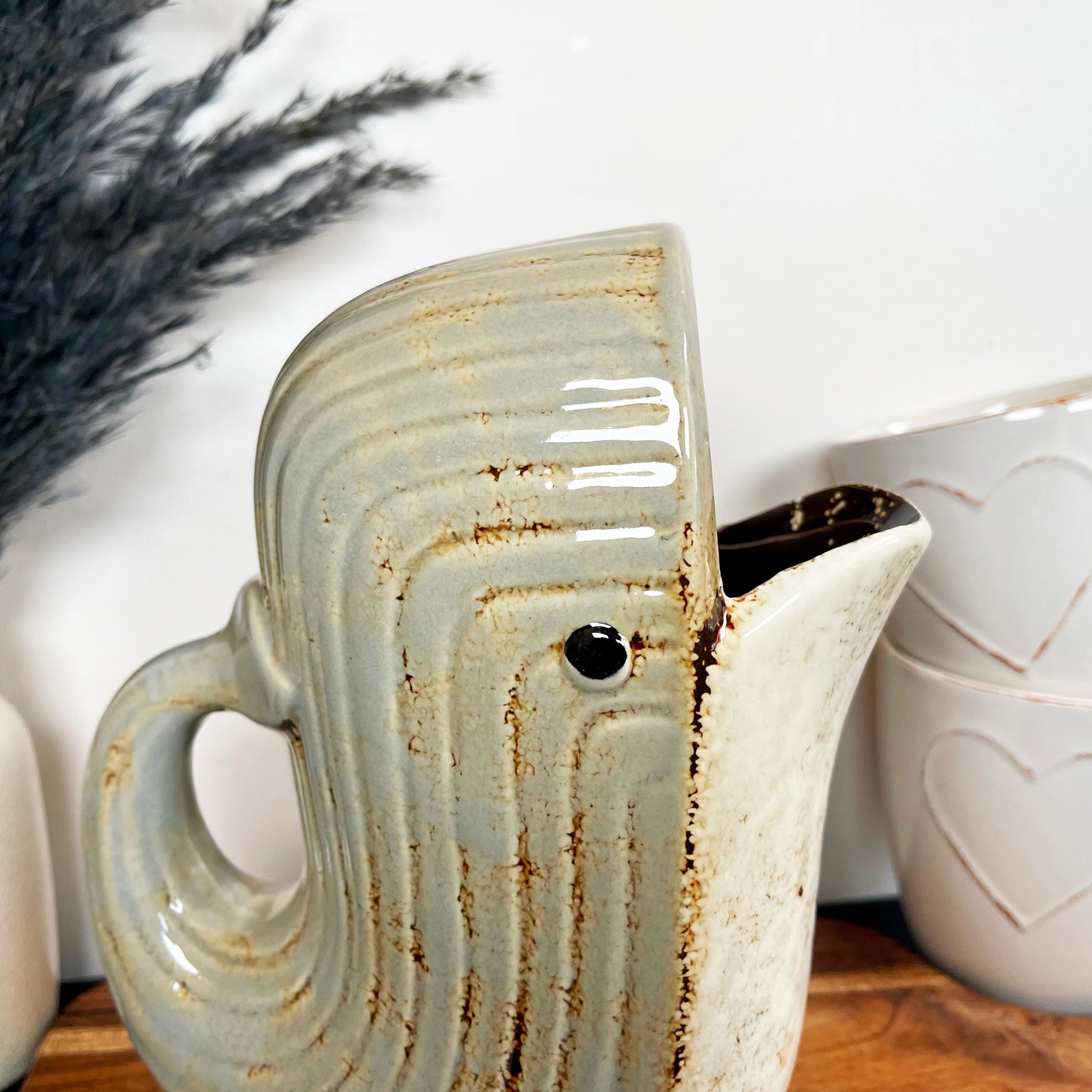 Darthome Grey Ceramic Whale Jug – Darthome Limited